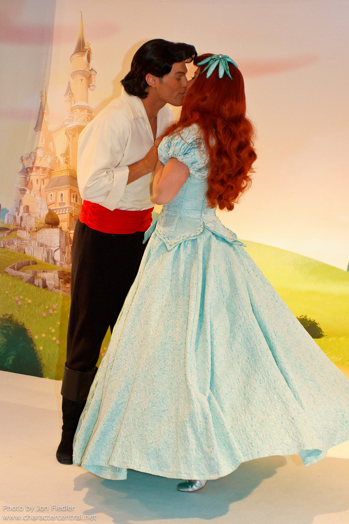 Princess Ariel And Prince Eric Kissing