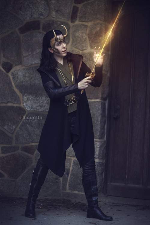 Silhouette Cosplay
