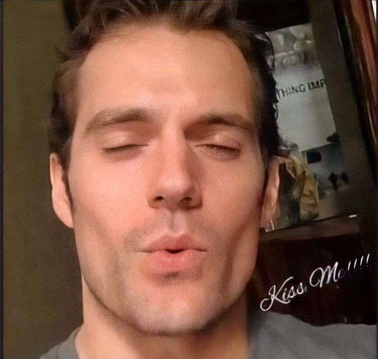 Hot Kisses On Tumblr