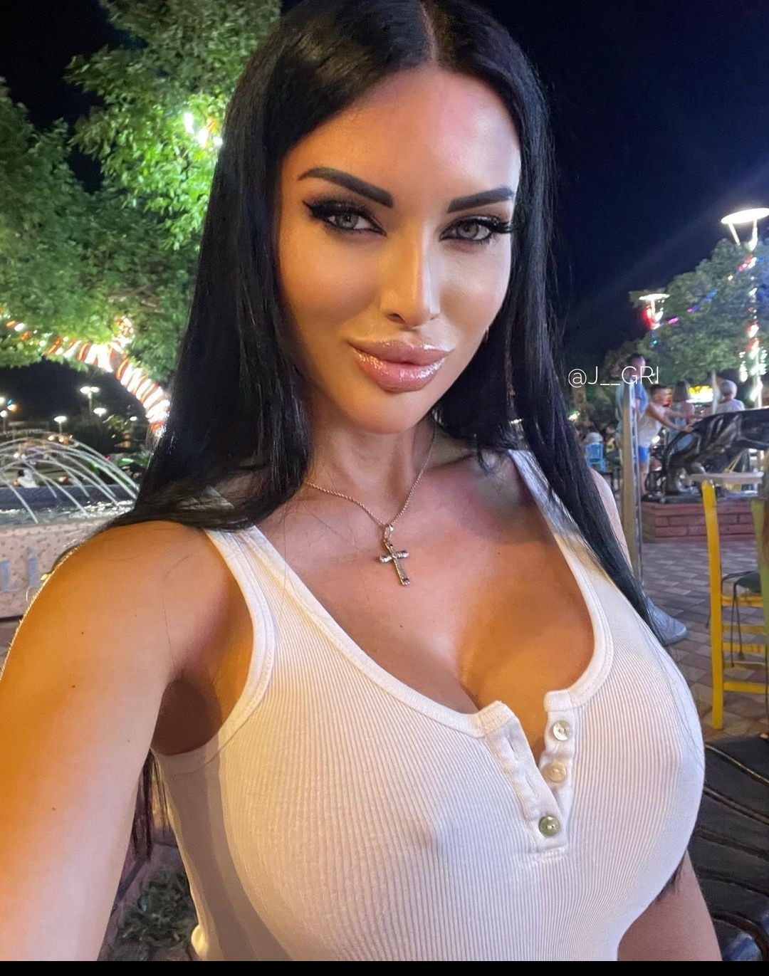 Big Bouncing Boobs On Tumblr