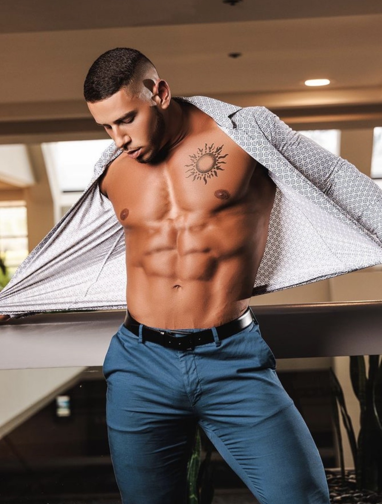Just A Guy From Socal Trying His Best οΈππππ β Gorgeous Johnny Bronco Has Muscles For Days