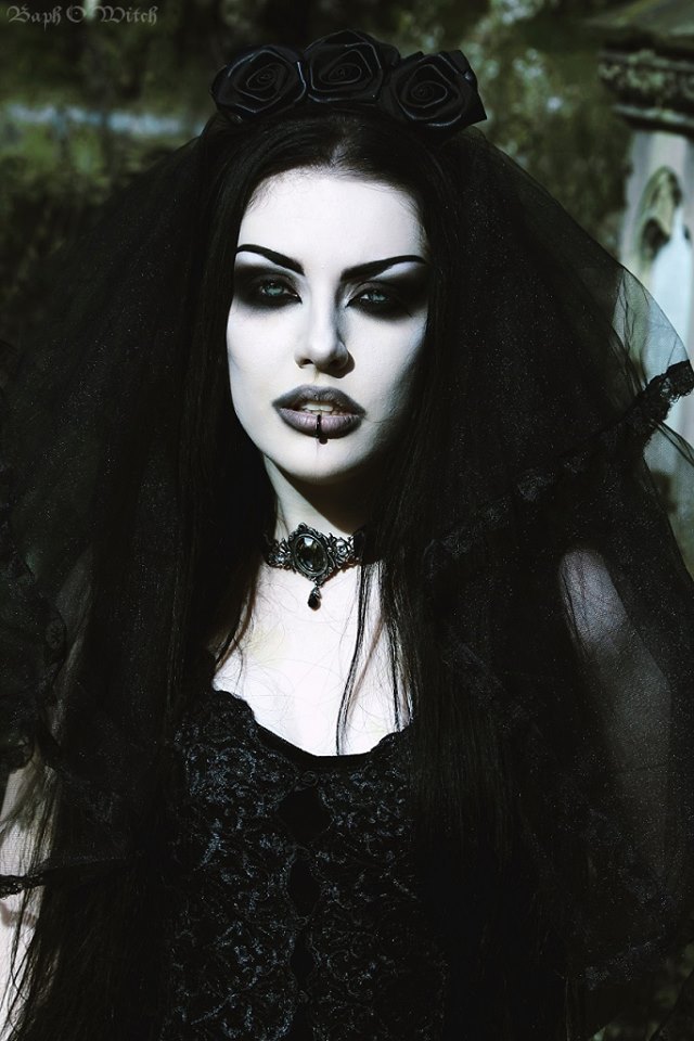 Model Mua Edit Baph O Witch Outfit Sinister The Gothic And Amazing