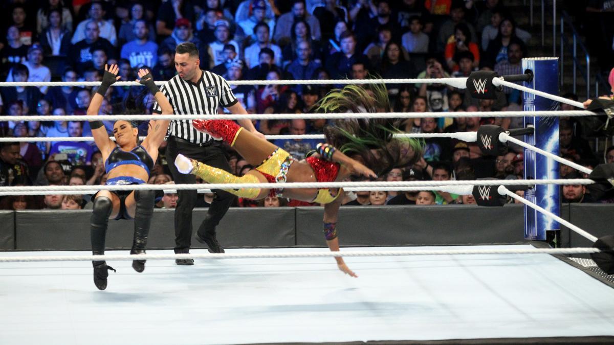 Women Of Wwe — Smackdown 112018 Asuka And Naomi Vs Mandy Rose