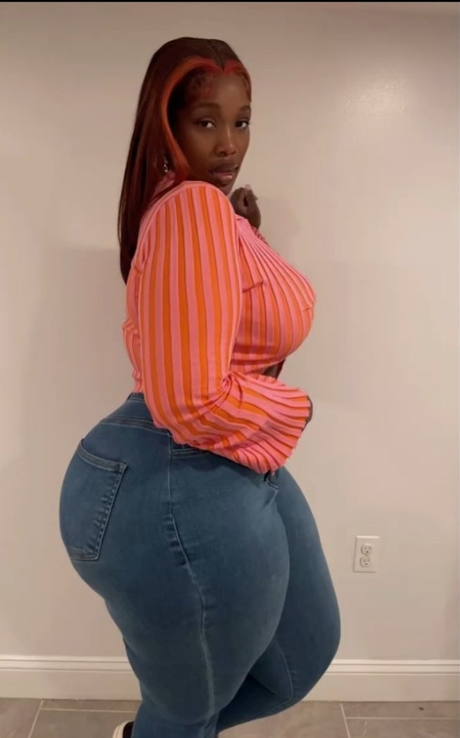 Image Tagged With Chefs Kiss Assfordayss Thunder Thighs Kcidslinga On Tumblr