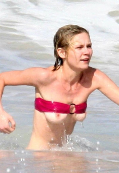 Nude Celeb Tumbex