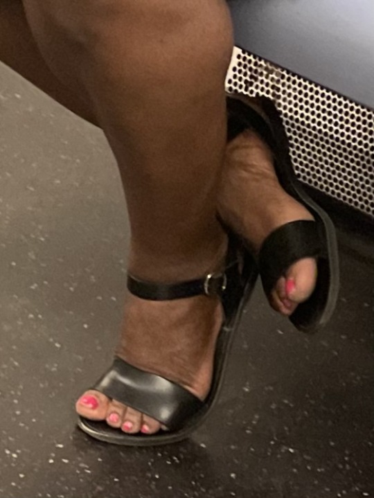 Ebony Mature Feet Explore Tumblr Posts And Blogs Tumgik