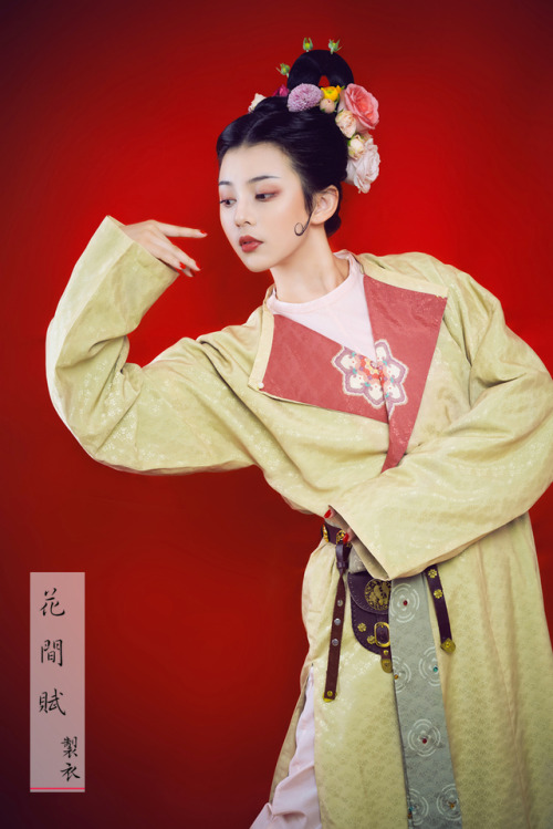 Traditional Chinese Hanfu By 花间赋传统服饰