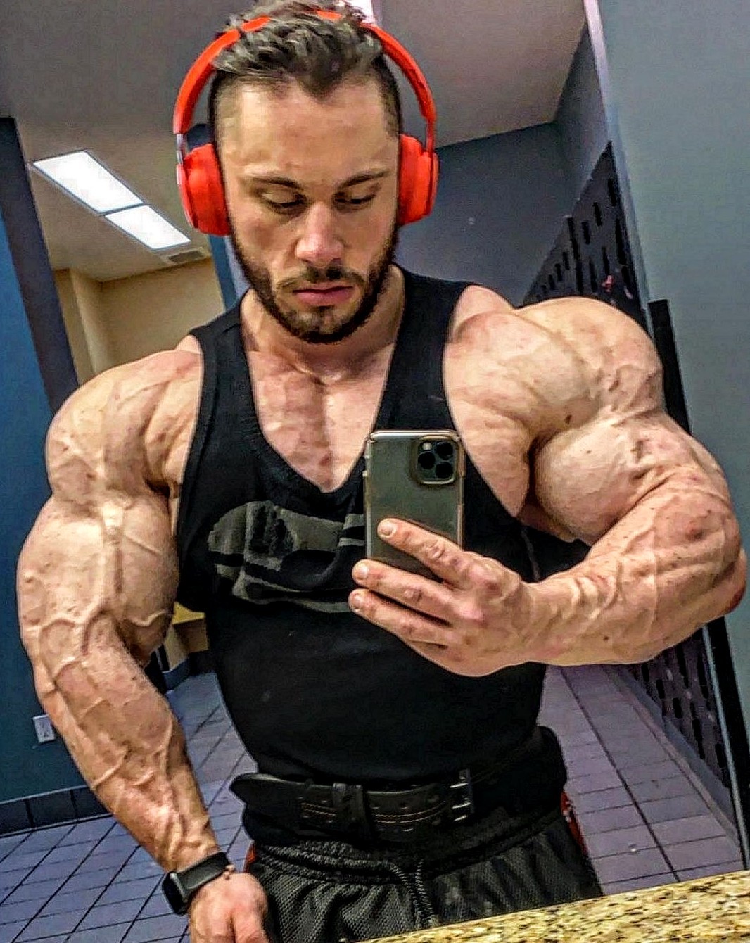 Gym Musky Bodybuilder On Tumblr