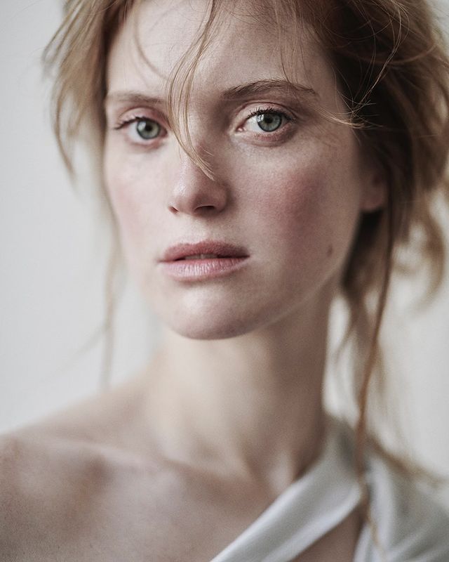 Rate French Actress Fleur Geffrier