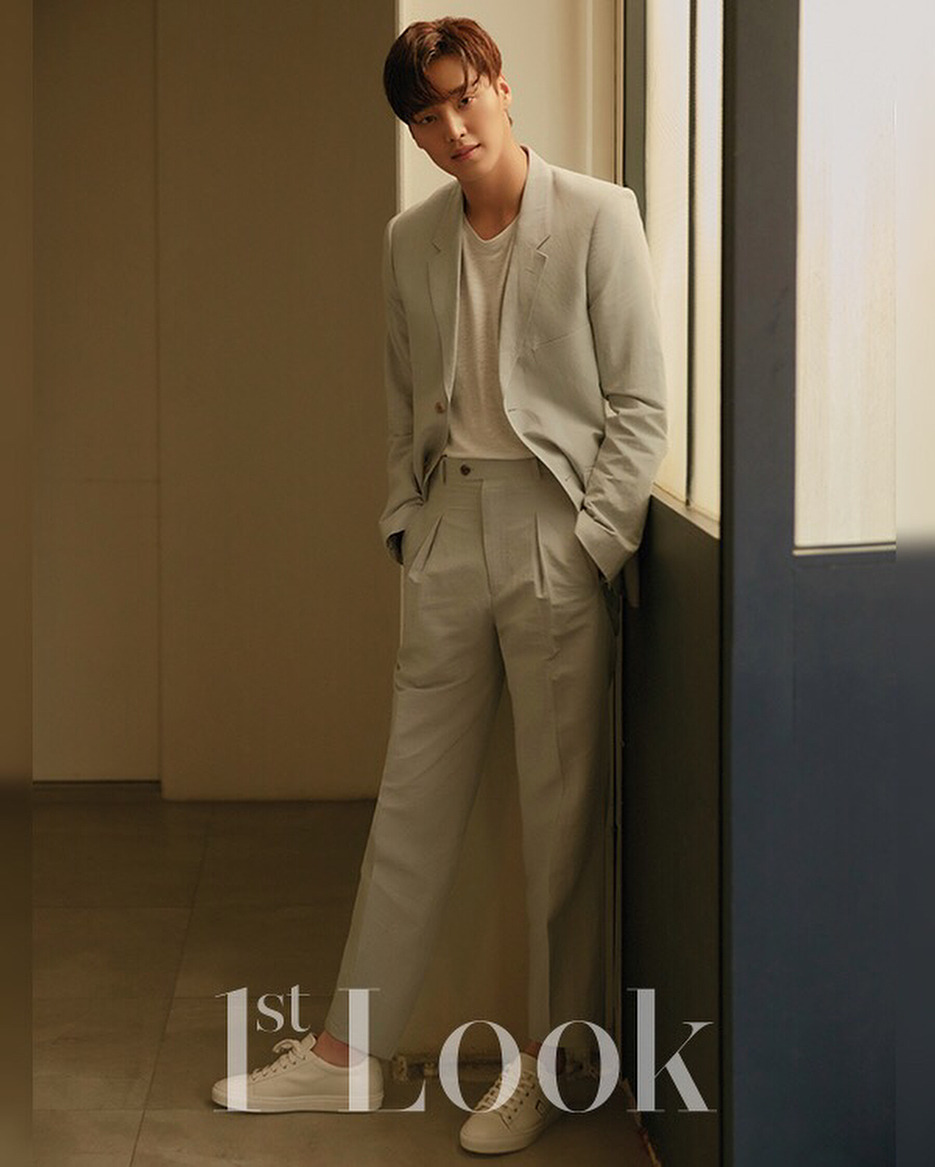 Lee Tae Hwan - 1st Look Magazine vol. 156 - Korean photoshoots Lee Tae Hwan - 1st Look Magazine vol. 156 - Korean photoshoots