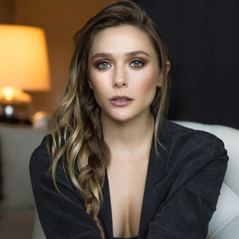 Image Tagged With Elizabeth Olson Celebs Sexy Sexy Female Celebrities On Tumblr