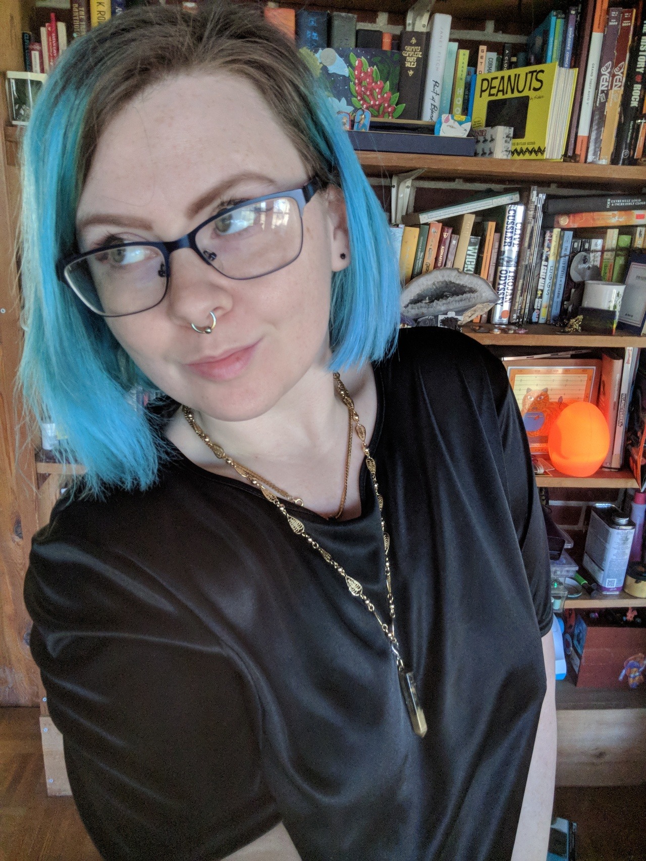 Chellesilverstein Videos Live Showsblue Hair Glasses Chelle Silverstein Tumblr Pics