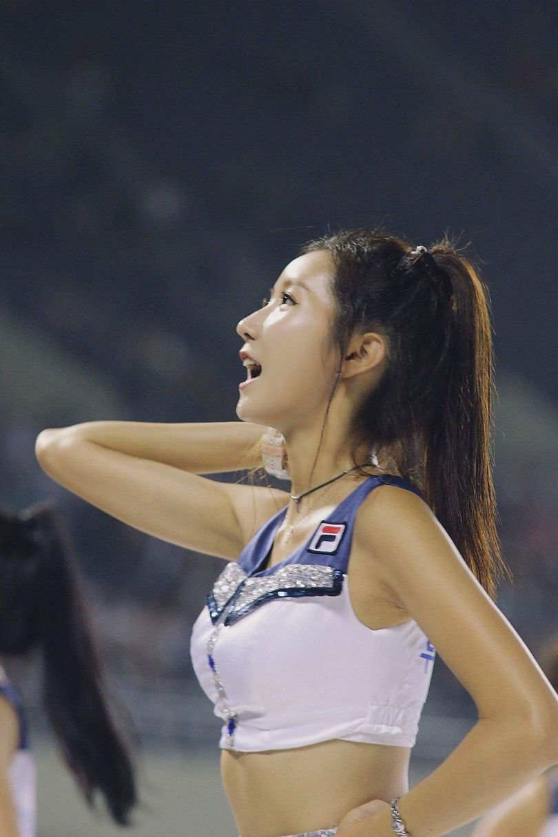 Asian Cheerleaders — Korean Cheerleader 김다정 [kim Dae Jung] See Korean