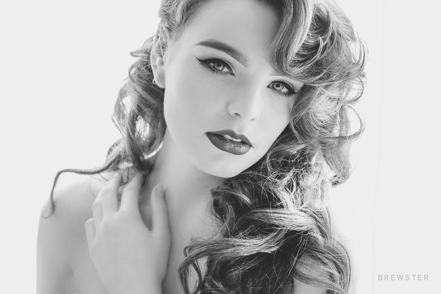Miss Deadly Red Photo