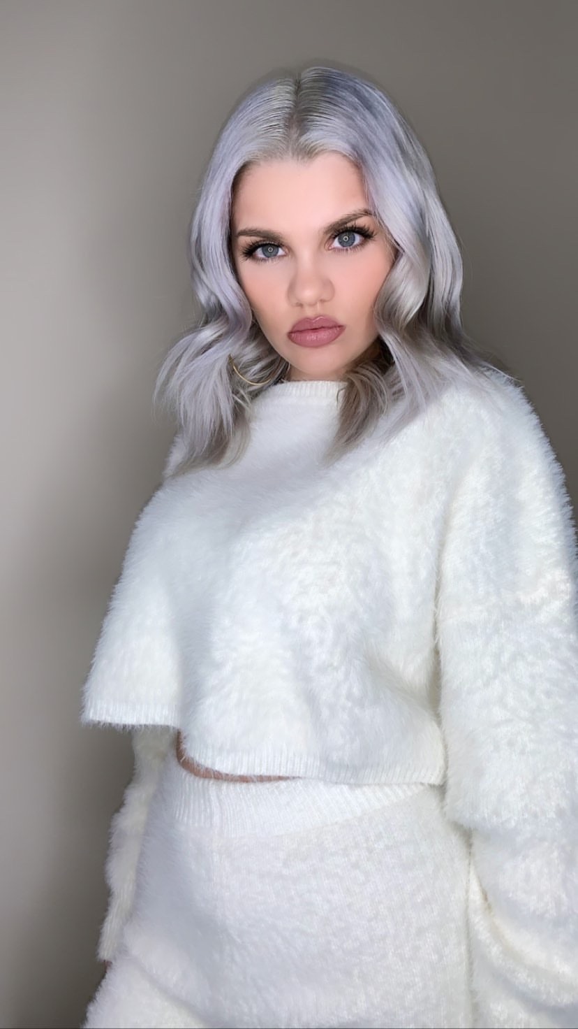 The Influene Not The Real Amina Blue On Tumblr