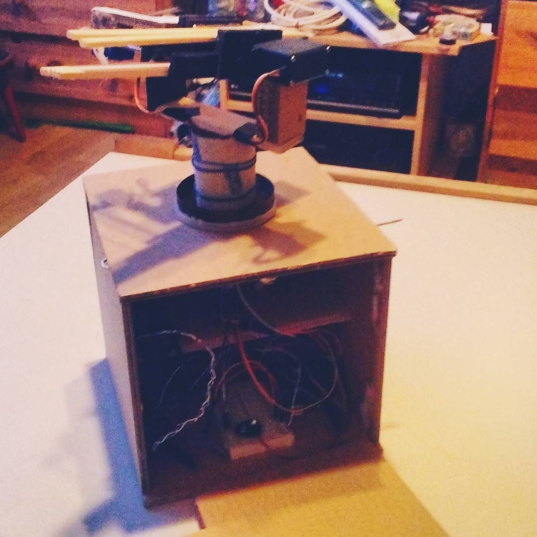 Insta Arduino Made An Arduino Turret Controlled By Mouse