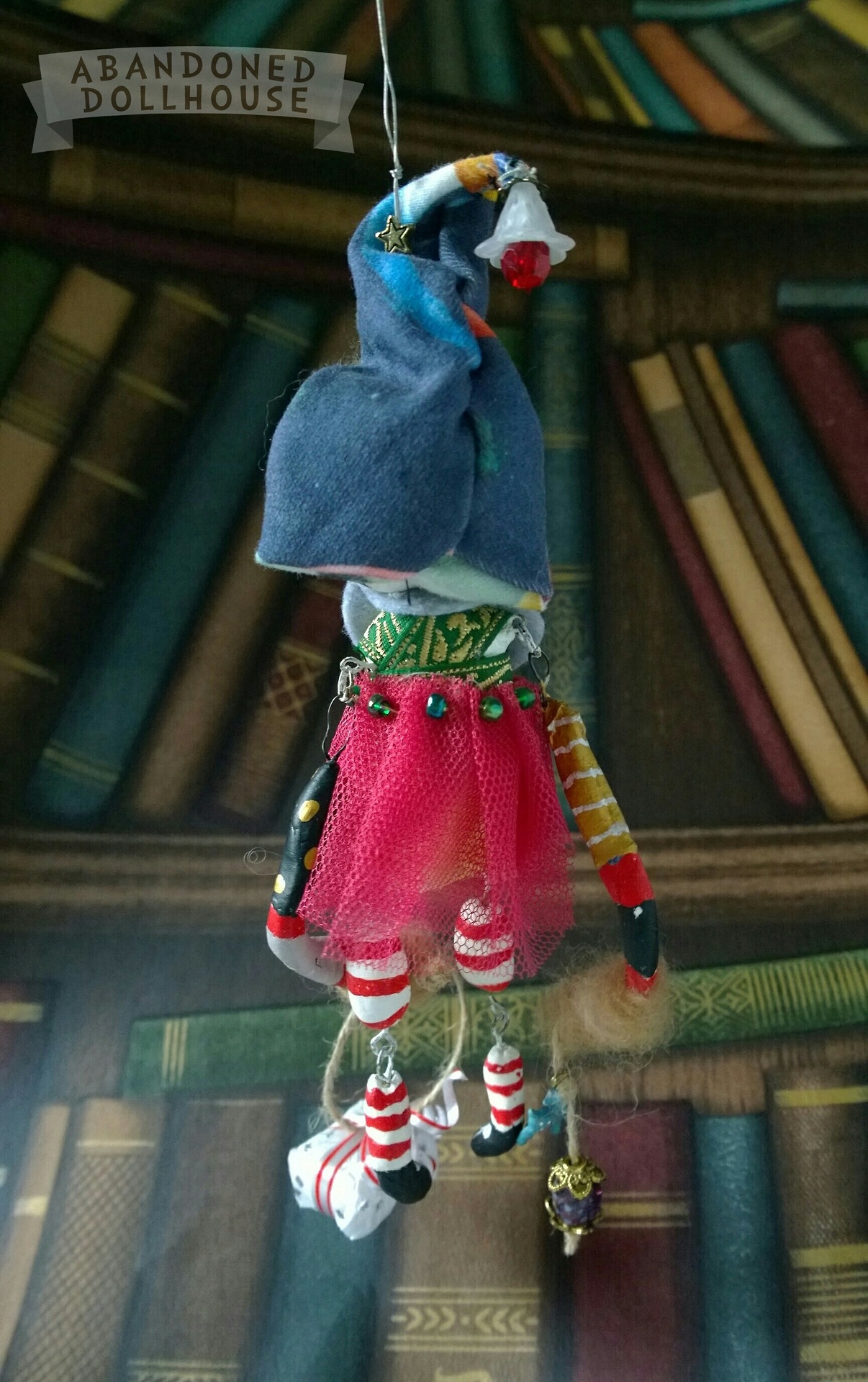 Abandoned Dollhouse — Ornament Ooak Doll 15 20 Cm Mixed Media White