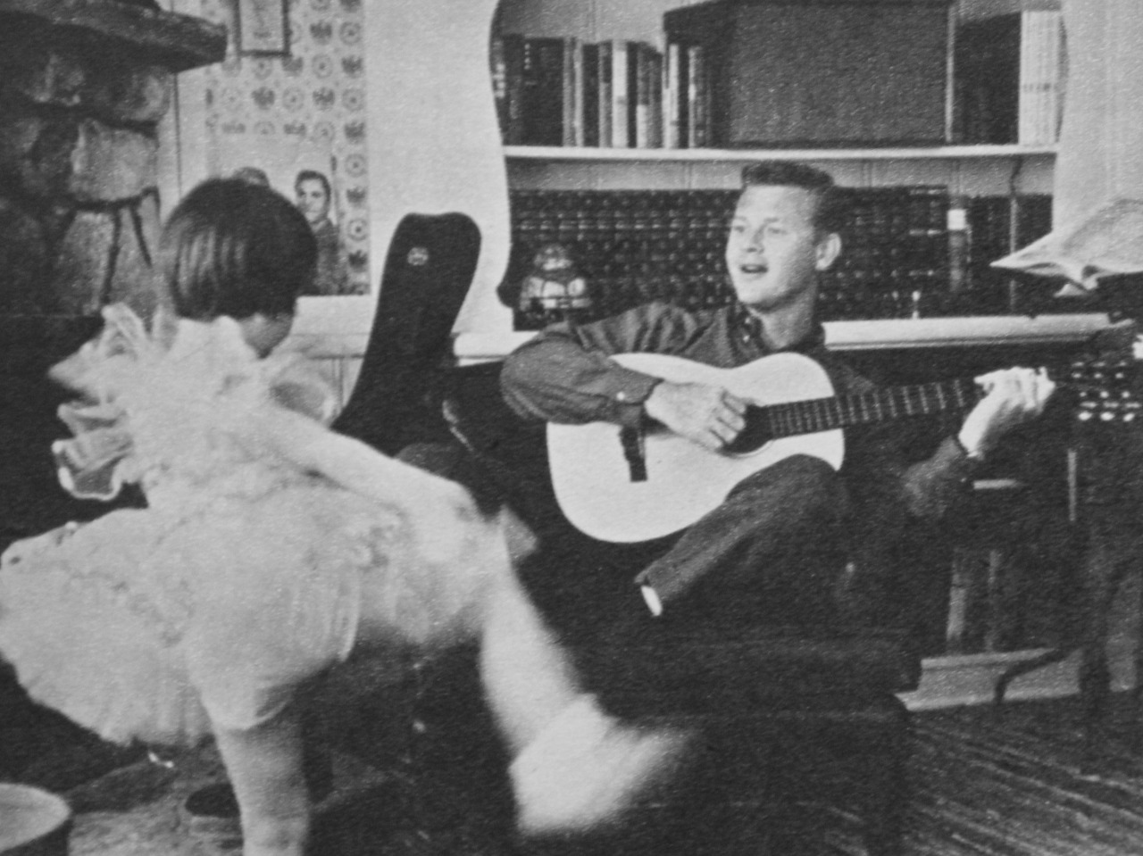 Living In A Retro World • Singer Songwriter Martin Milner