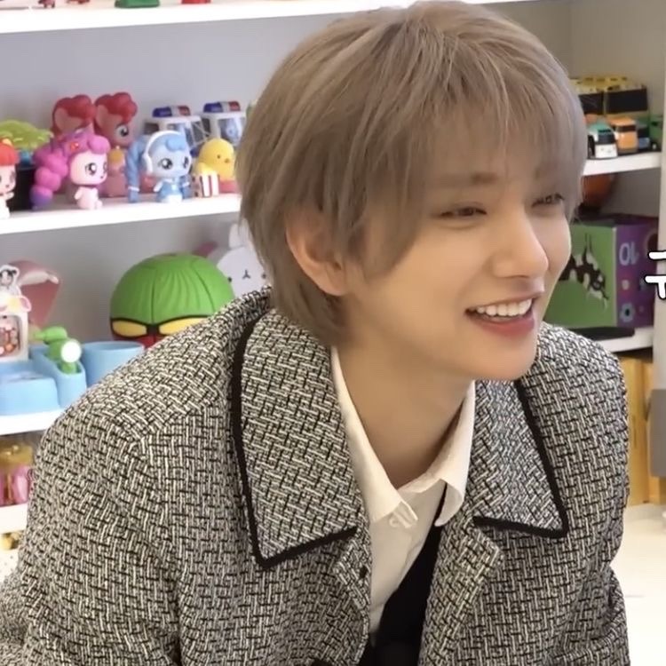 DaydreamingYuta — Your biggest struggle everyday you woke up next to... DaydreamingYuta — Your biggest struggle everyday you woke up next to...