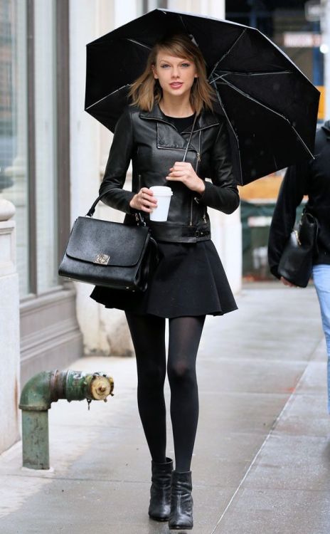 Taylor Swift In Tights Tumbex