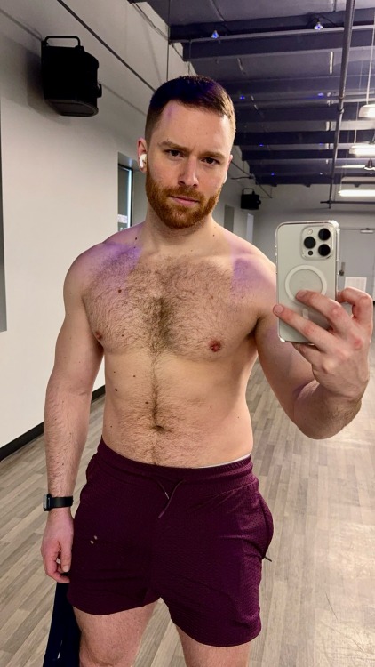 Hairy Chest Day Tumbex