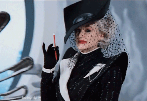 Cruella De Vil 101 Dalmatians Glenn Close