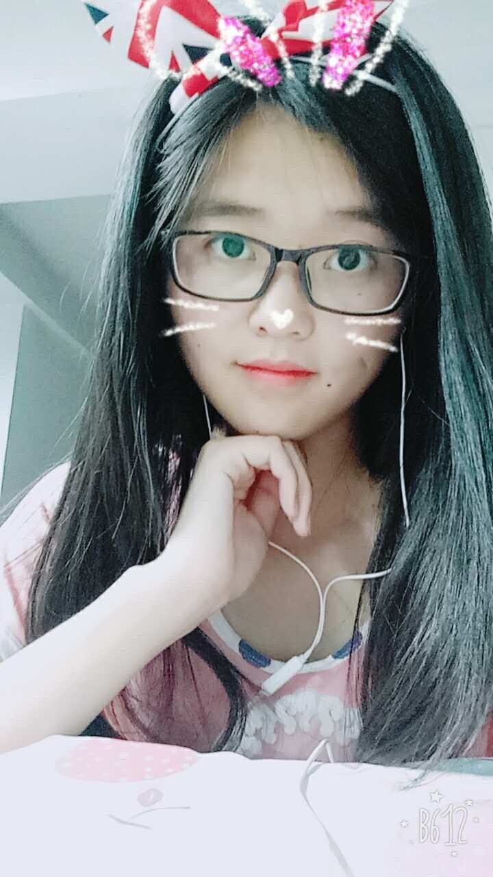 刚刚玩这个。想听一些意淫的话 有人能滿足這孩子嗎?表面裝可愛但內裡是淫蕩的女孩。 感謝投稿 Tumblr Pics