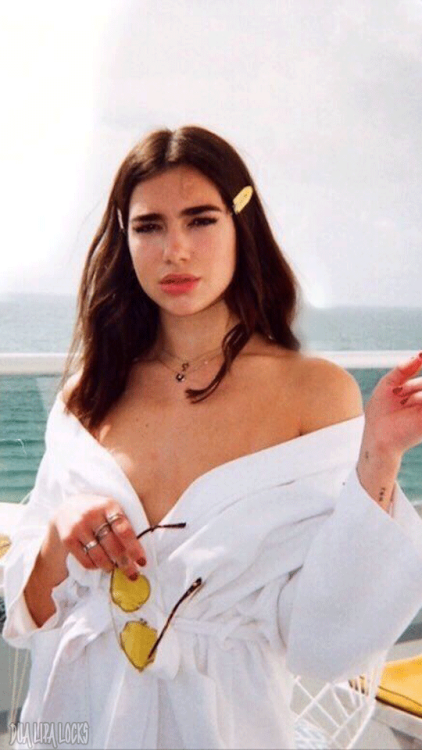 Dua Lipa Lockscreens Dua Lipa Lockscreen V 7 Like Reblog If You Save