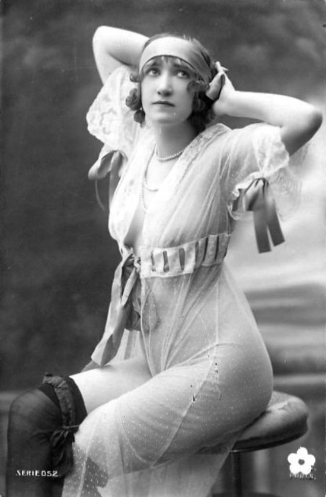 Vintage Everyday 28 Cool Vintage Pics That Show What Saucy