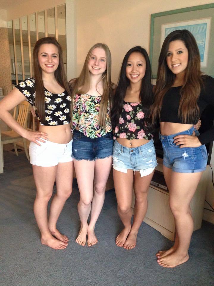 Barefootteensstuff Whitney And Friends Awesome Teen Feet Comment And