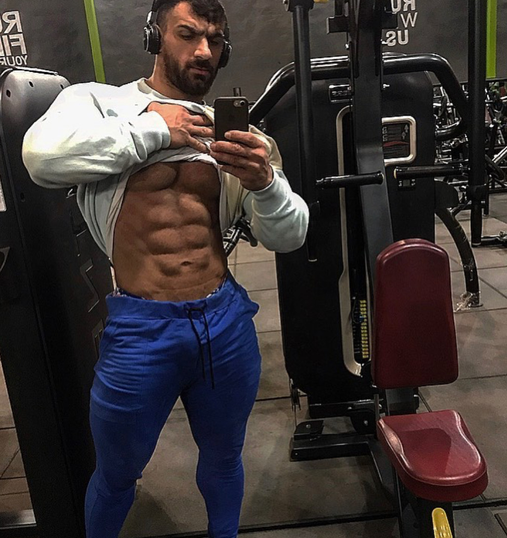 Muscle Worshiper — Sark4play Mohammad Zolfaghari
