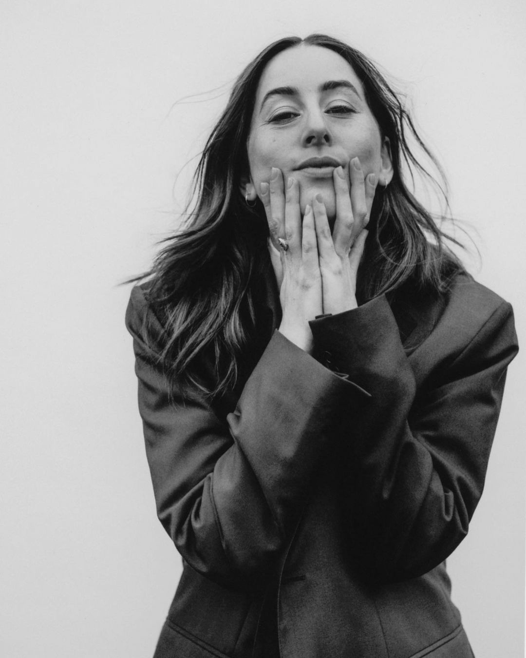 Hot And Funny Women — Alana Haim