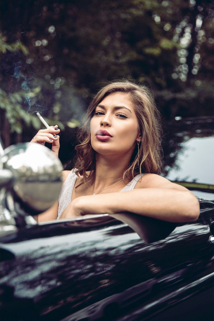 Sexy Stockings And Smoking Girls