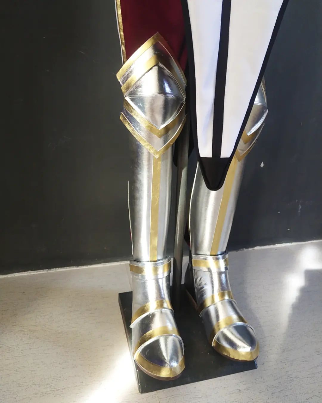 Aishi Cosplay — Cha Hae In From Solo Levelling Cosplay Commission
