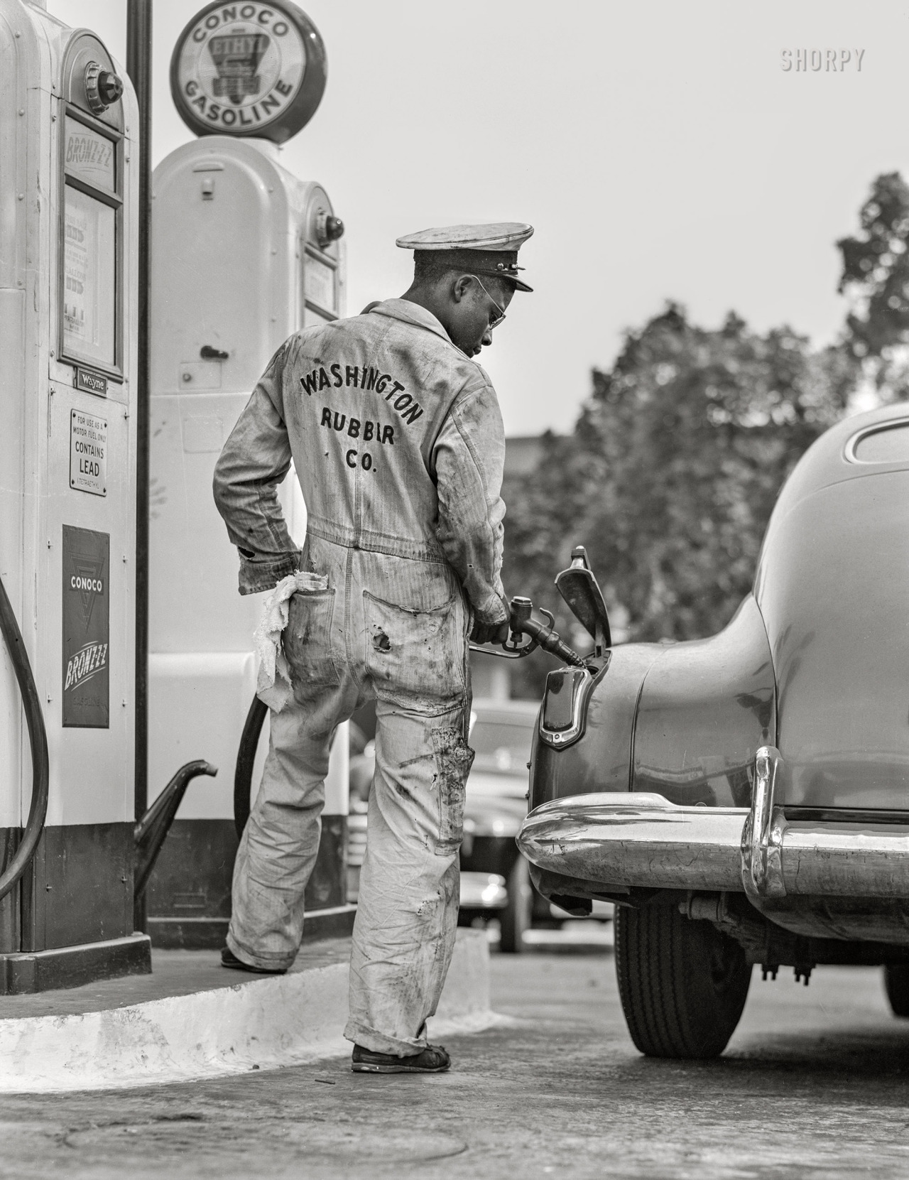 sloth unleashed — (via Conoco Ethyl: 1942 | Shorpy) May 14, 1942.... sloth unleashed — (via Conoco Ethyl: 1942 | Shorpy) May 14, 1942....