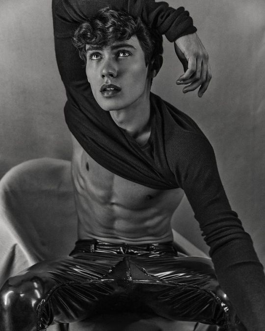 Shiny Pants On Tumblr