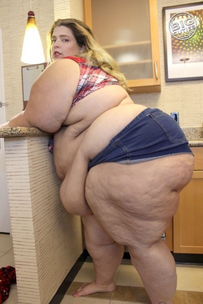Lovefatiwm Nicebellyhang😜 Tumbex