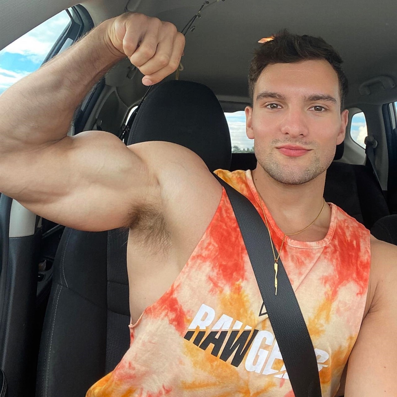 Muscle Dudes