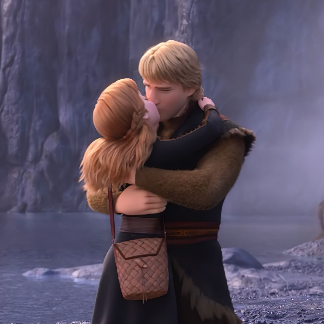 Kristoff And Anna Frozen Kiss