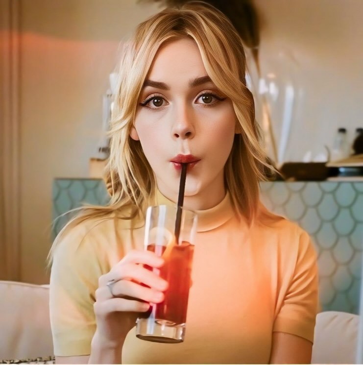 Kiernan Shipka – @ao-fc on Tumblr Kiernan Shipka – @ao-fc on Tumblr