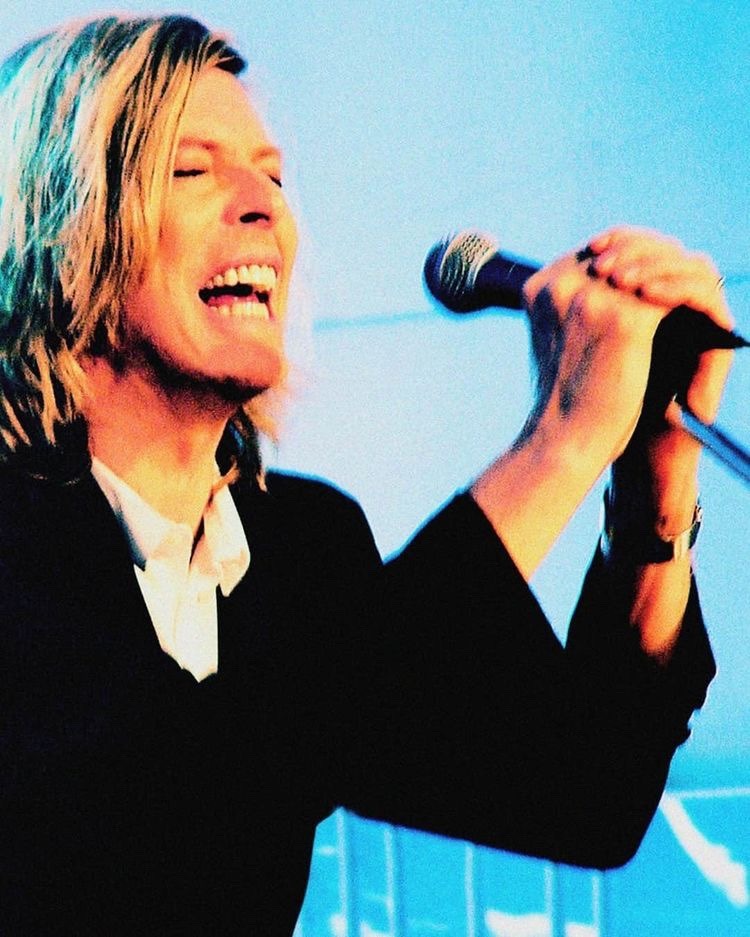 — David Bowie Bbc Radio Theatre Circa 2000💫