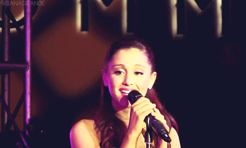 Ariana Grande Hot